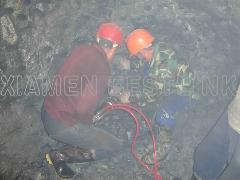 NEW Darda Hydraulic Rock Splitter C12 with Hydraulic Pump Products from ...