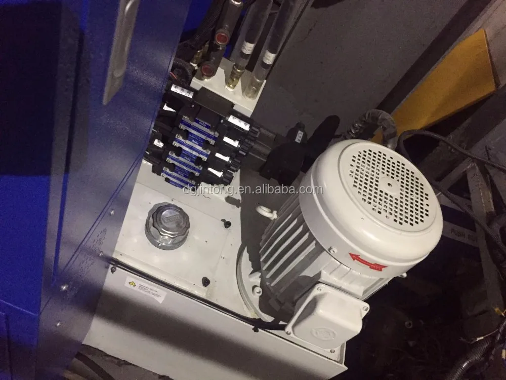 Small Low Pressure Vertical Plastic Injection Molding Machine 15t - Buy ...