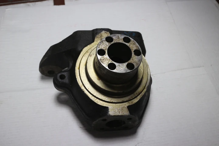 Tractor Parts 85805981 311568A1 LH Rotary Assembly Housing Kit