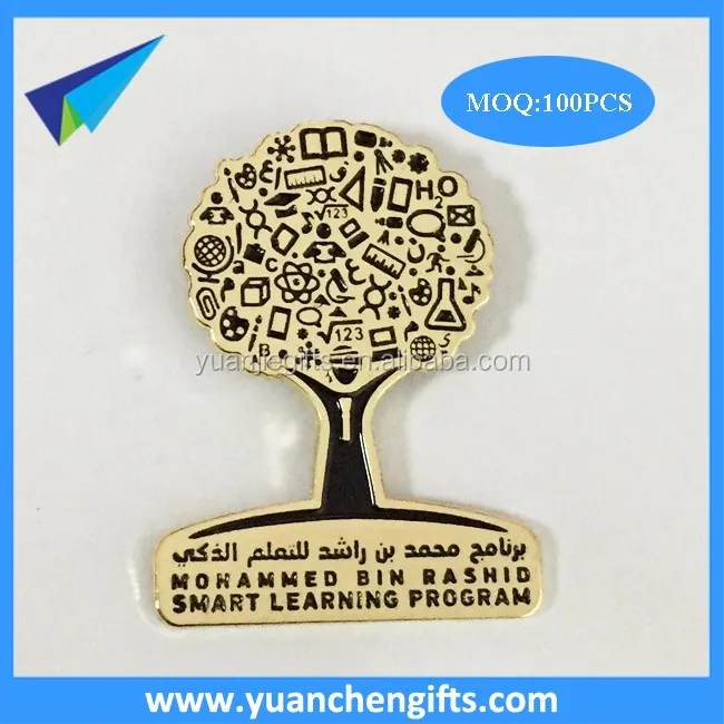 Metal Pin Badges With Custom Packing Acrylic Box Packing Pin Backing ...