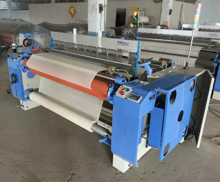 China Textile Machinery High Quality Saree Fabric Weaving Textile ...
