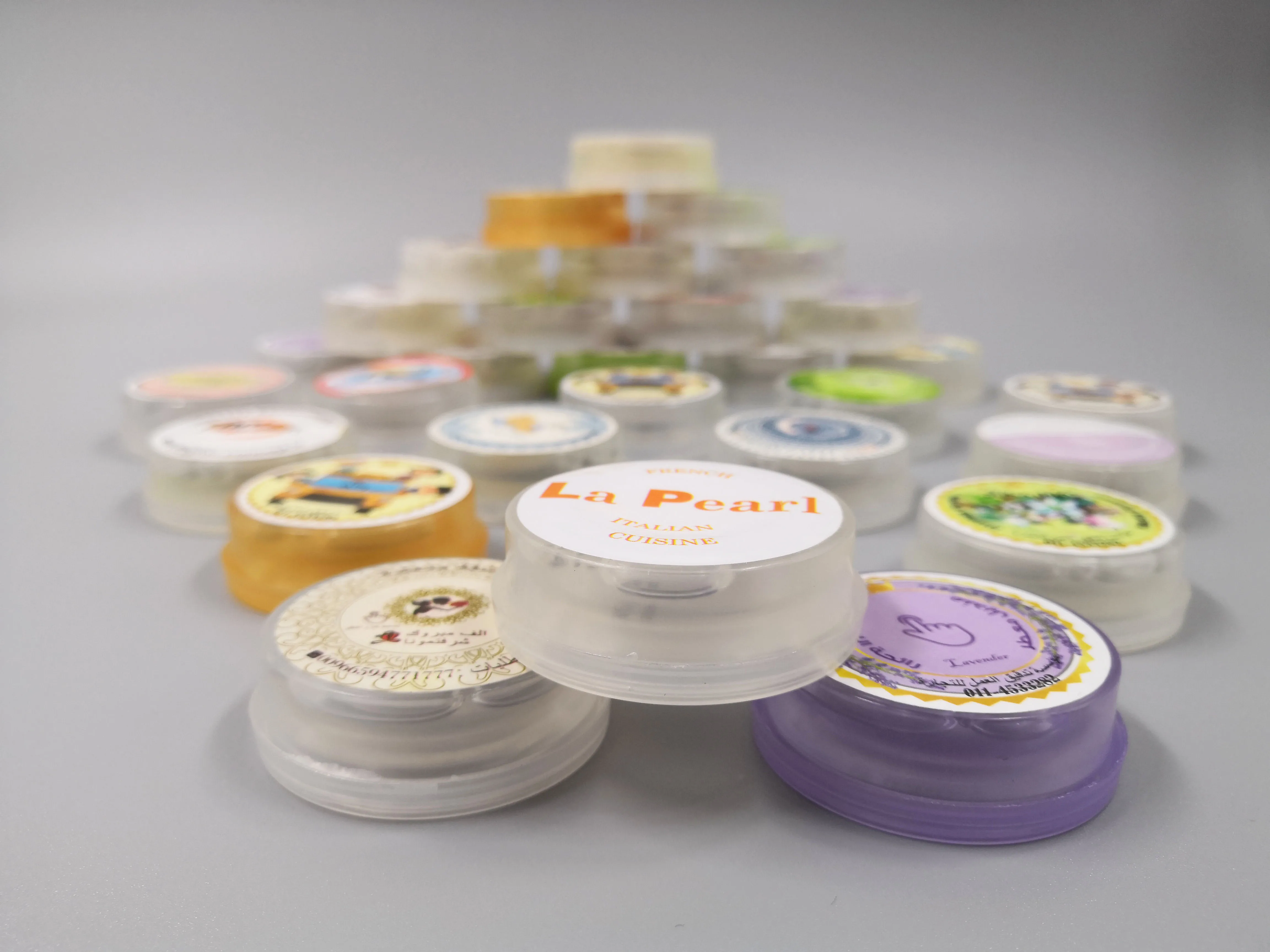 Oem High Quality Magical Push Wet Wipes Easy To Carry - Buy Push Clean ...