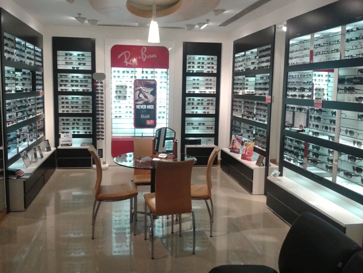 Gafas De Sol De Lujo,Diseño De Mostrador De Tienda Óptica Moderna De ...