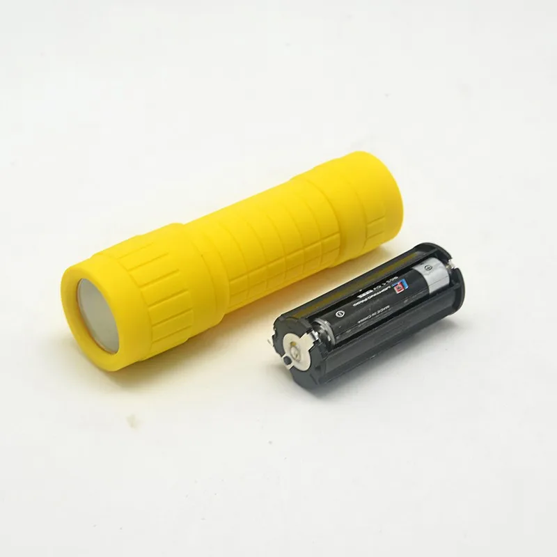4 Colors Rubber Mini Torch Light Aaa Batteries 3w Cob Led Flashlight ...