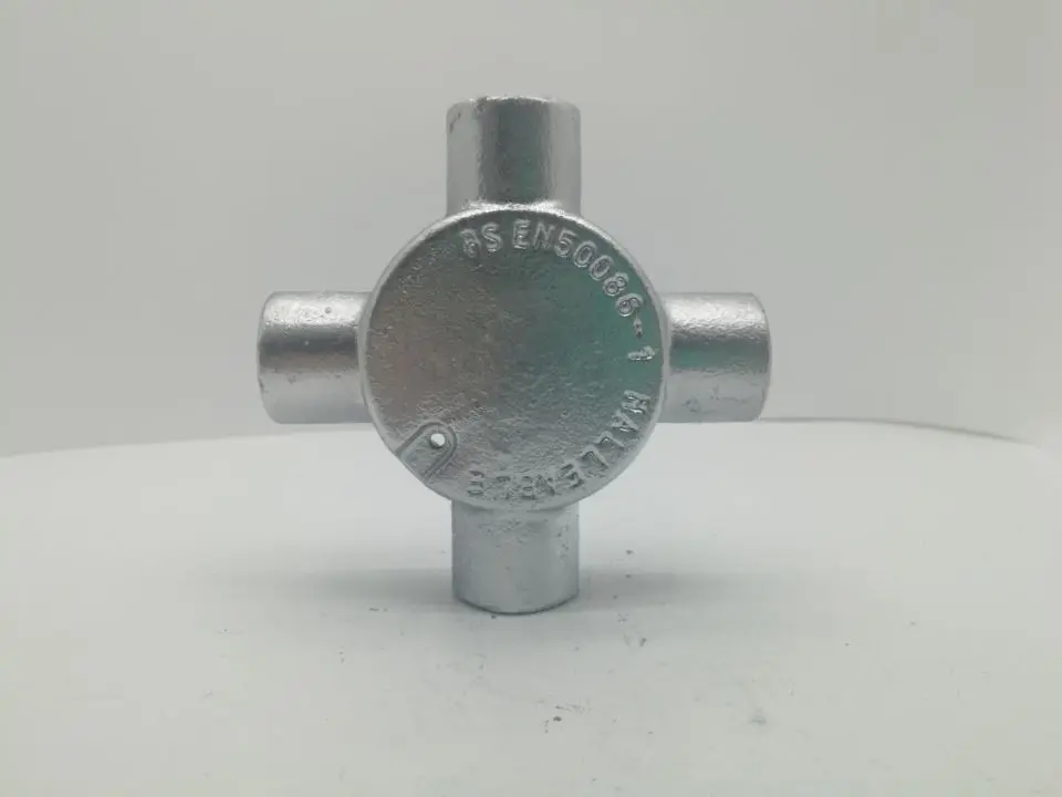 Galvanized Malleable Iron Electrical Conduit 4 Way Box