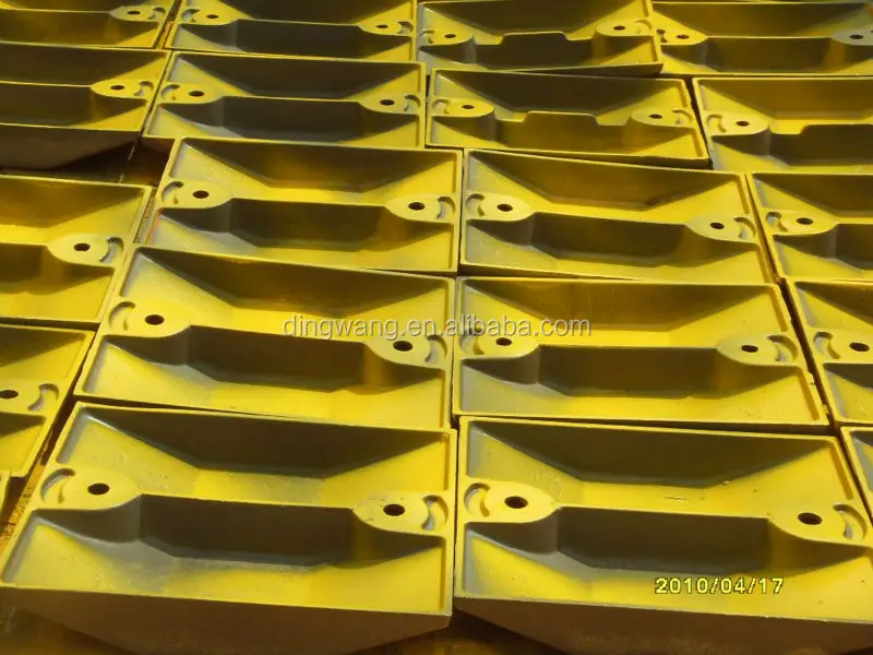 Dingtian Useful Traffic Durable Steel Metal Road Hump Speed Bump - Buy ...