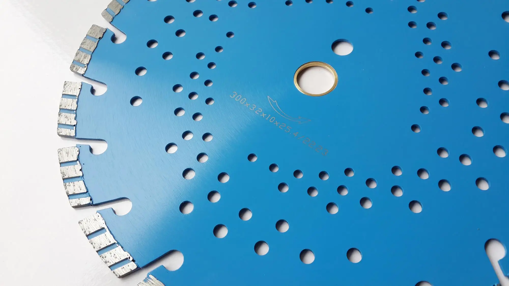 Laser Welded Diamond Cutting Disc With Better Cooling - Buy Diamond ...