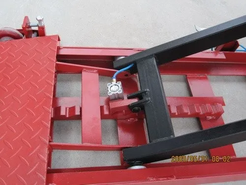 Hydraulic Motor Power Motorcycle Lift Ramp It8915 - Buy Motorcycle Lift ...
