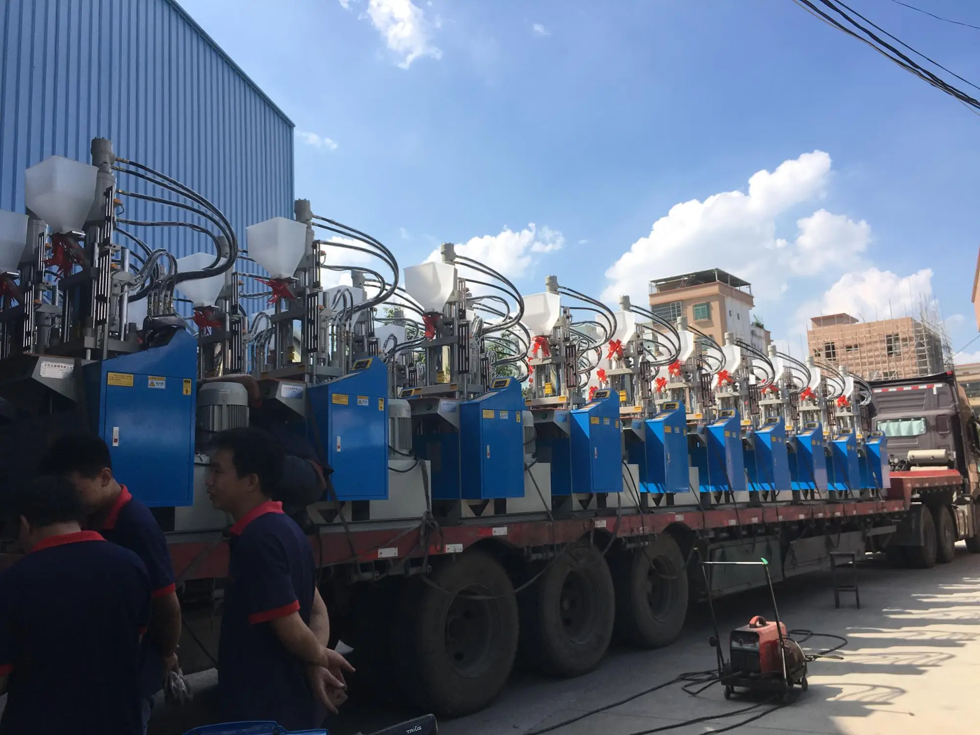 Automatic Plastic Usb Cable Vertical Injection Moulding Machine - Buy ...