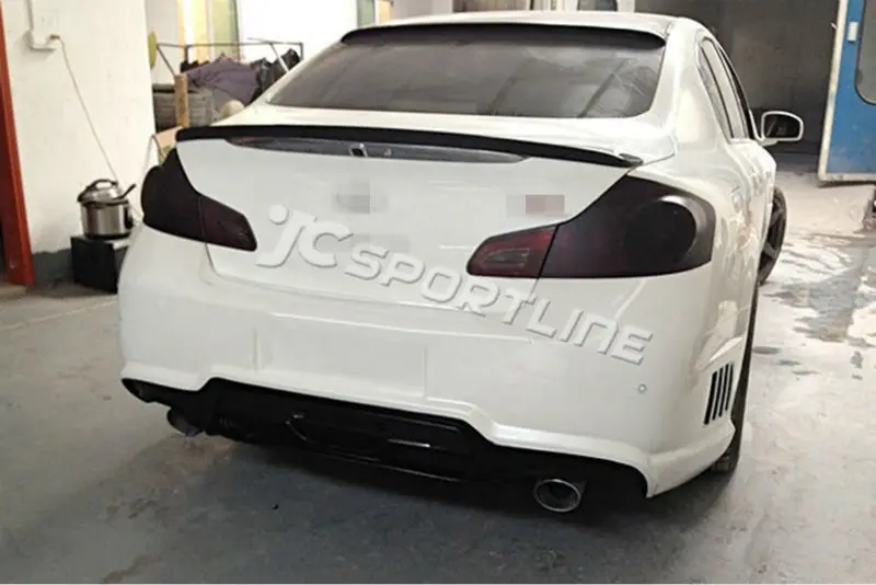 Car Carbon Fiber Rear Roof Spoilers for Infiniti G25, G35, G37