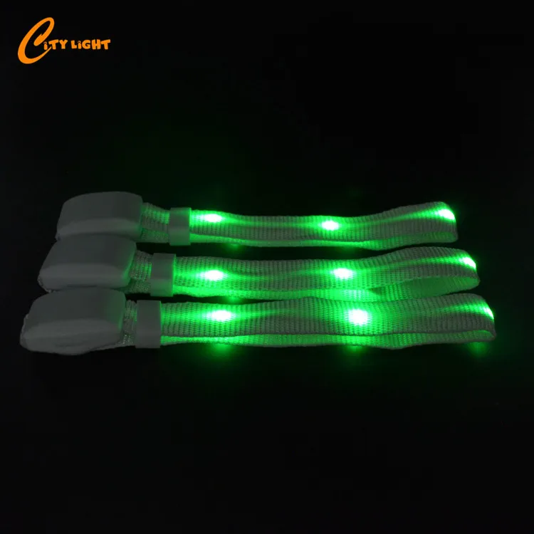 Remote Controlled 15 Multicolor Rgb Dmx Proragrammed Nylon Coldplay ...