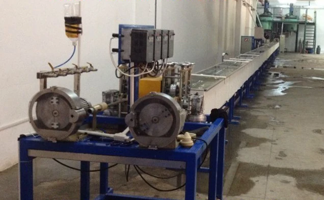 Pillow Shaped PSA Hot Melt Glue Adhesive Making Machine