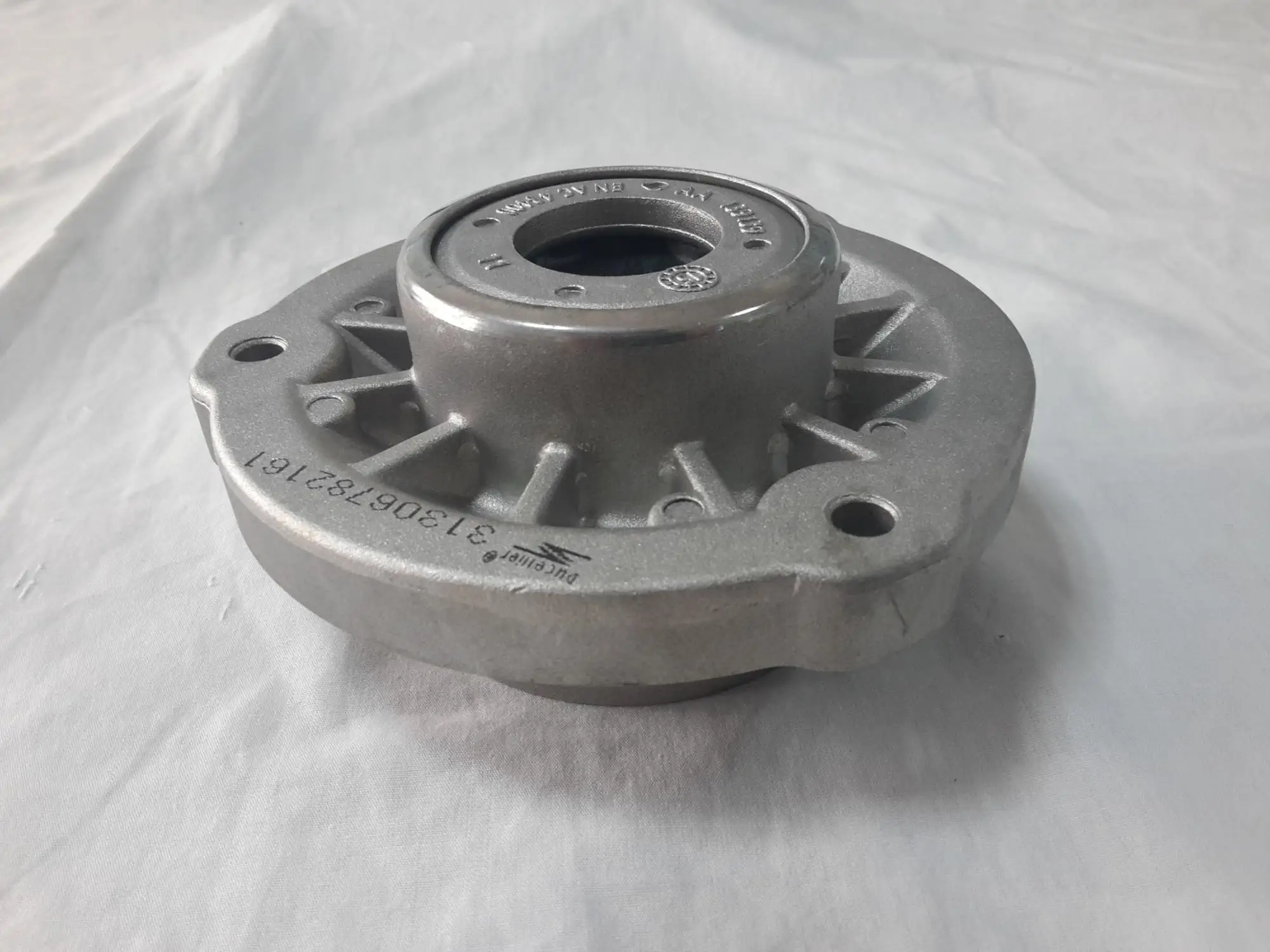 31306782161 Front Strut Mount For Bmw F01 F02 F03 F04 F07 Gt F12 F13 ...