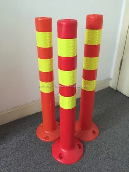 Orange / Red Color Plastic Delineator Bollard / Removable Bollards ...