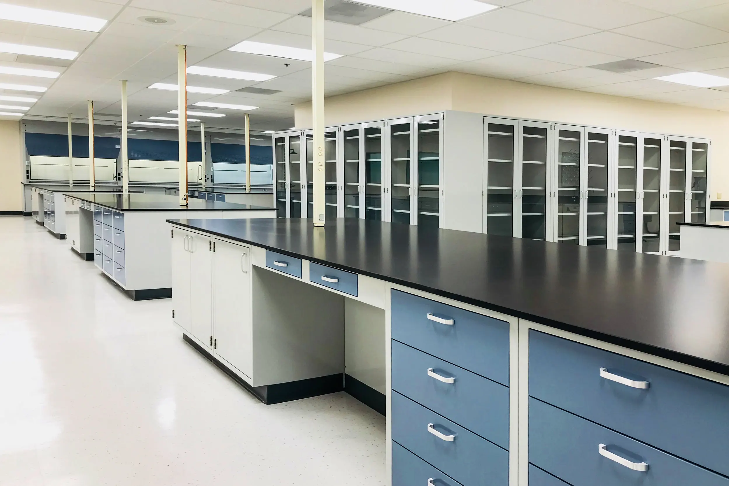 Table De Laboratoire De Chimiothérapie,Table De Laboratoire Phénique ...