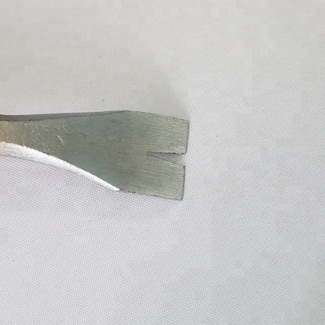 JN510 Moulding Lifter - Efficient Carpet Lifting Tool