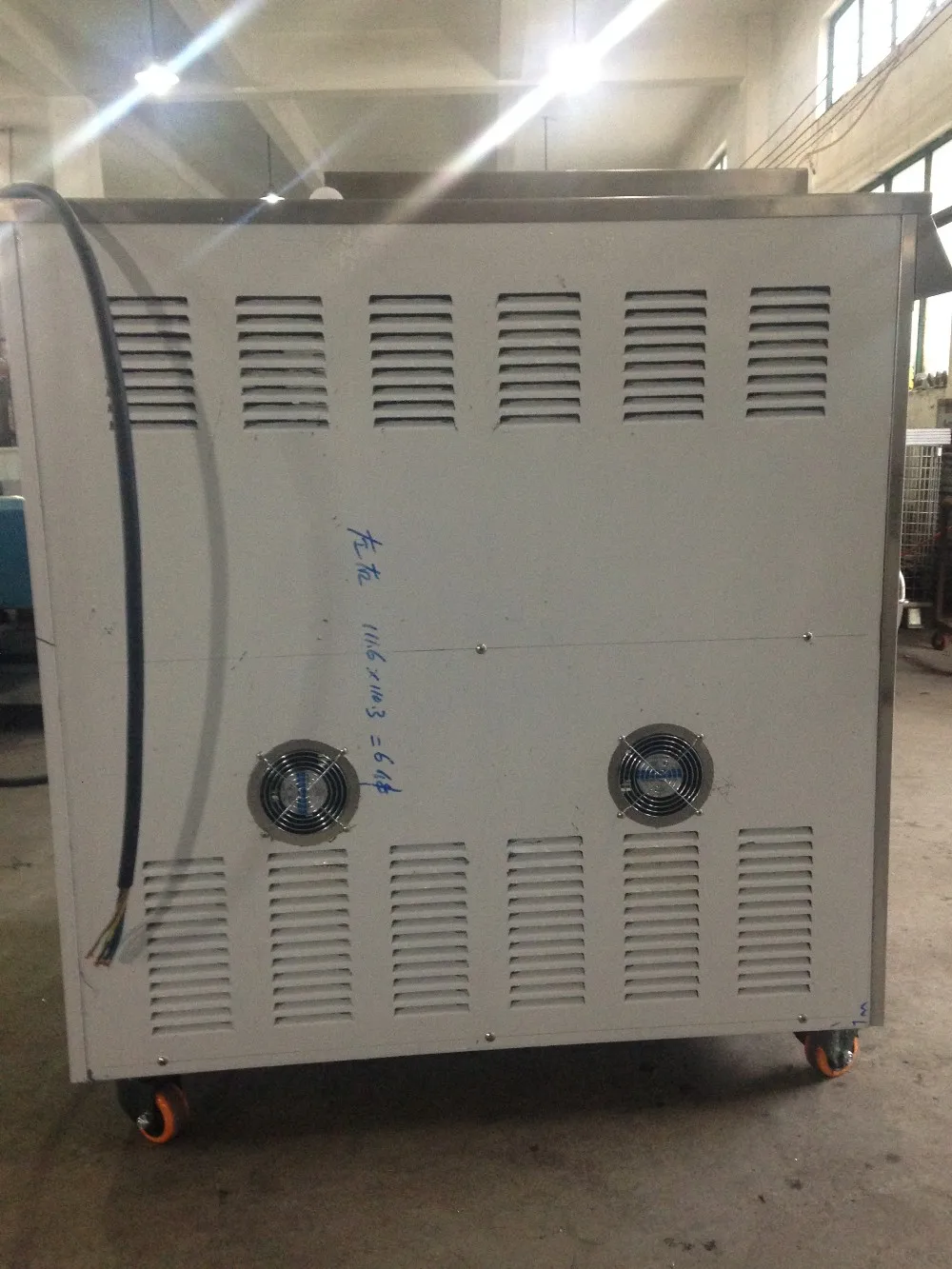 Super Deal Ice Cream Mix Pasteurizer With Small Capacity Ice Tank - Buy ...