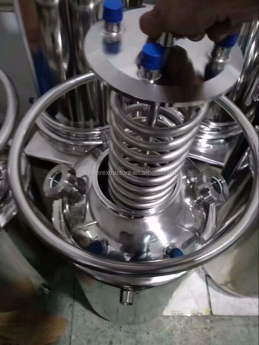 Double Jacketed Stainless Steel 24" X 24" Solvent tank with Cooling ...