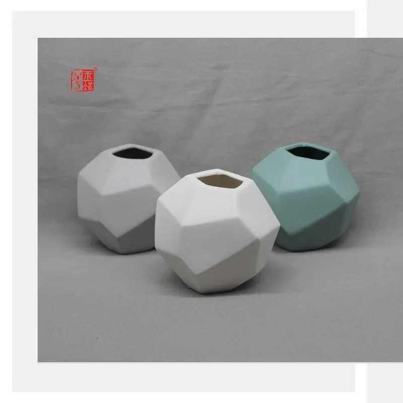 New Design Geometric Unique Shape Ceramic Vase - Buy Ceramic Vase ...