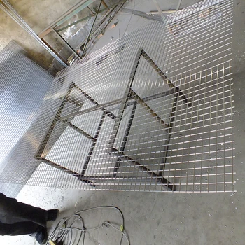 Strong 2x2 Welded Wire Mesh Fence Panels In 6 Gauge For Building - Buy ...