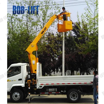 Boom Lifting Truck Mounted Street Light Crane - Buy Street Light Crane ...