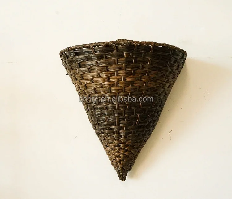 Handmade Natural Cone Shape Hanging Baskets for Flowers