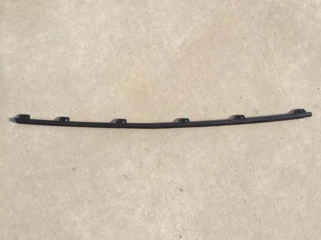 Auto spare parts depan bumper molding potong chrome untuk Mercedes GLA ...