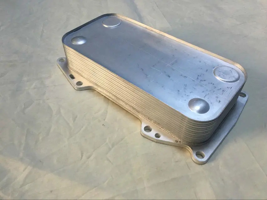 Deutz TCD6L 2013 4V Oil Radiator 04900206 - Reliable Performance