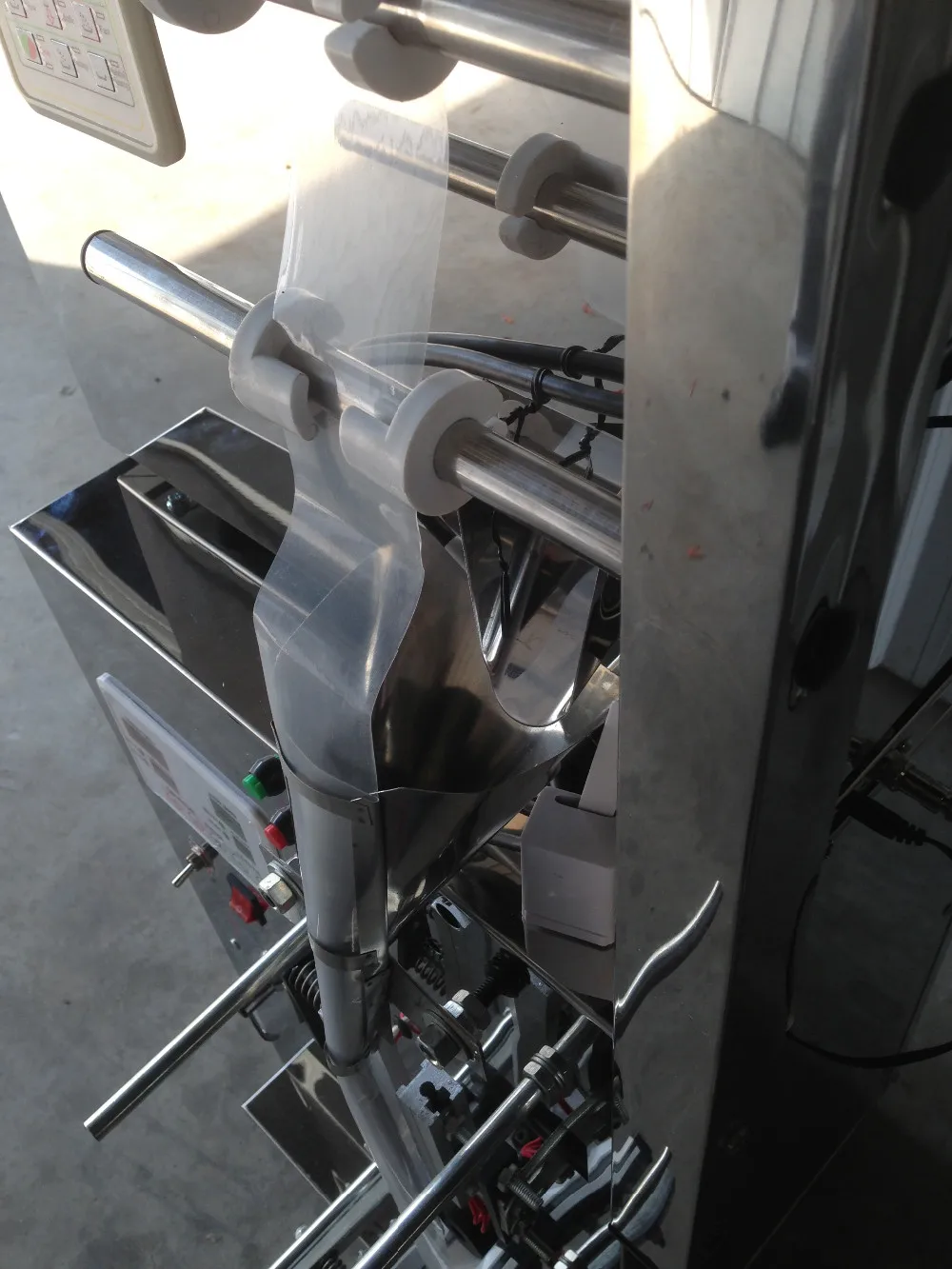 Small Sachet Snus Pouch Packing Machine / Snus Packing Machine - Buy ...