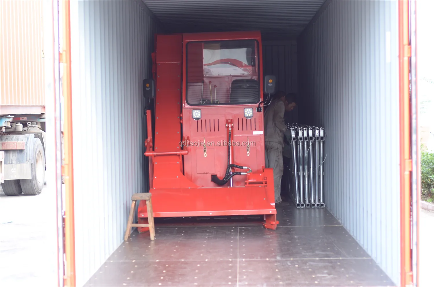 Cow Dung Cleaner Manure Collector - Automatic Shed Cleaning