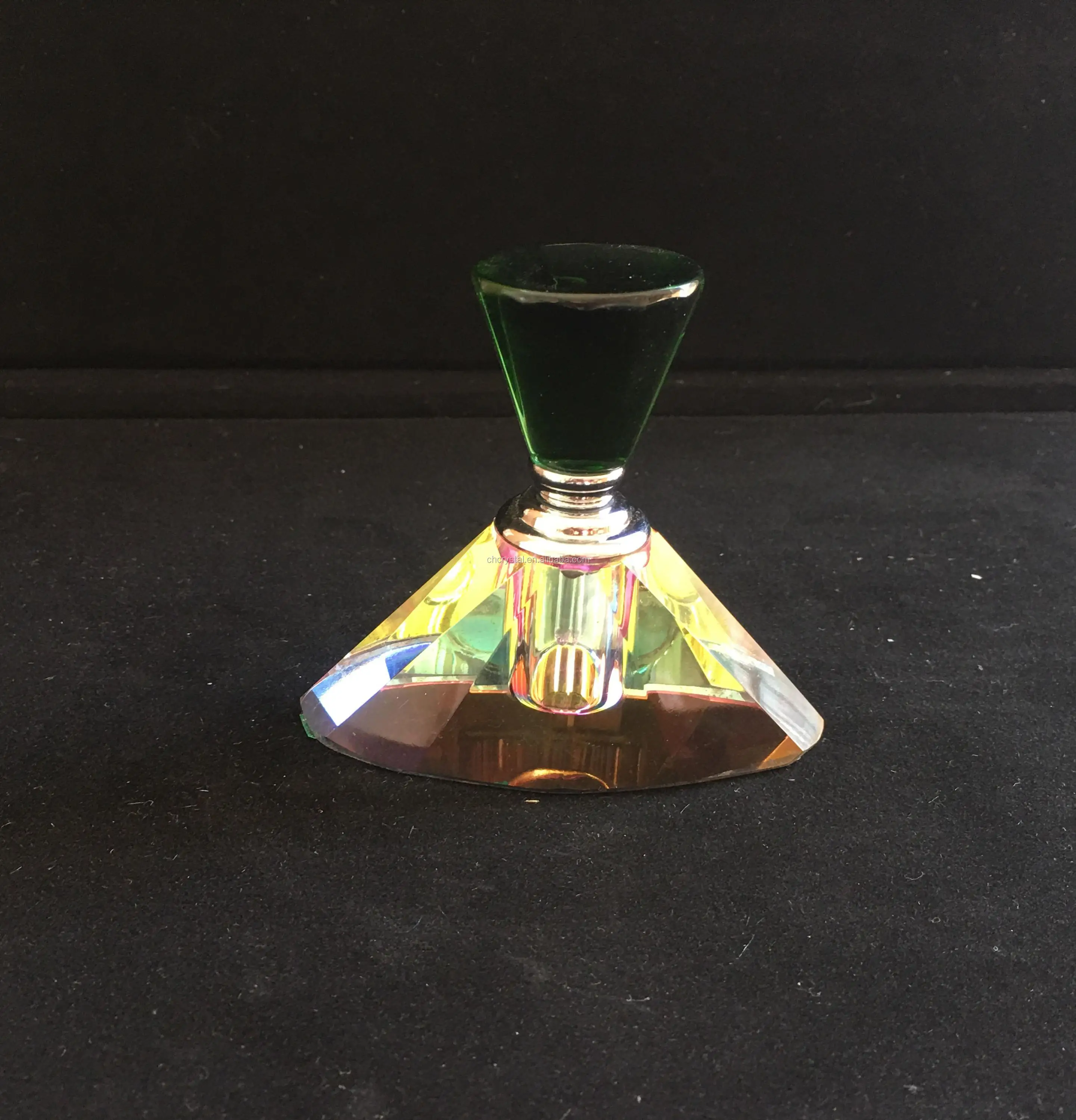 Mh-xs0105 Empty Crystal Triangle Shape Luxury Perfume Bottle - Buy ...
