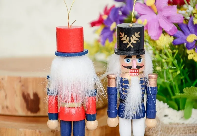 Life Size Nutcracker Christmas Soldiers - 6 Ft Decorations