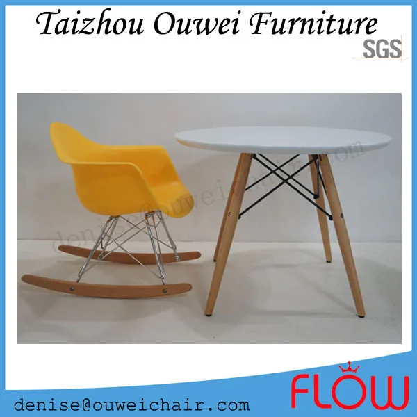 Small Round Wooden Homework Table For Kids - Buy Wooden Round Table ...