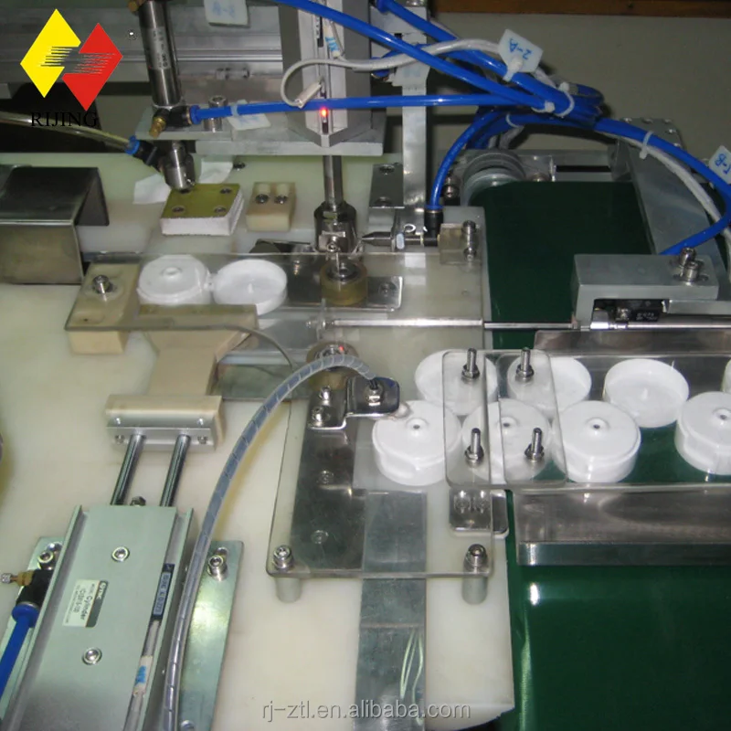 Flip Top Cap For Disinfectant Or Cosmetics Bottles Closing/assembly ...