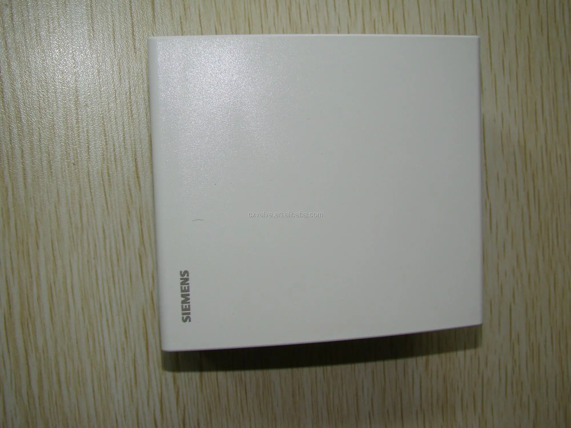 Siemens Original Temperature And Humidity Sensor Qfa2060 Qfa2060d - Buy ...