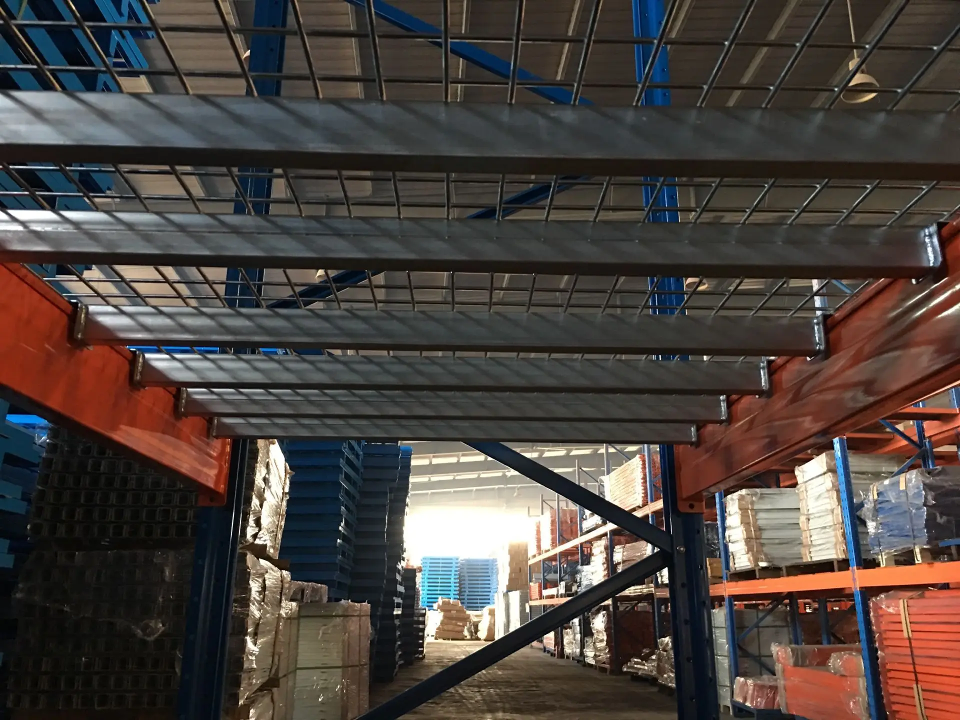 Wire Mesh Deck Heavy Duty Pallet Rack L2700*W1100*H4050mm 2 Levels ...