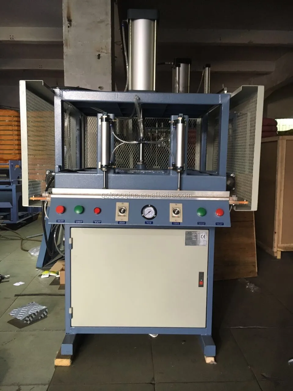 Commercial Pillow Cushion Compressed Vacuum Packing Machine - Buy ...