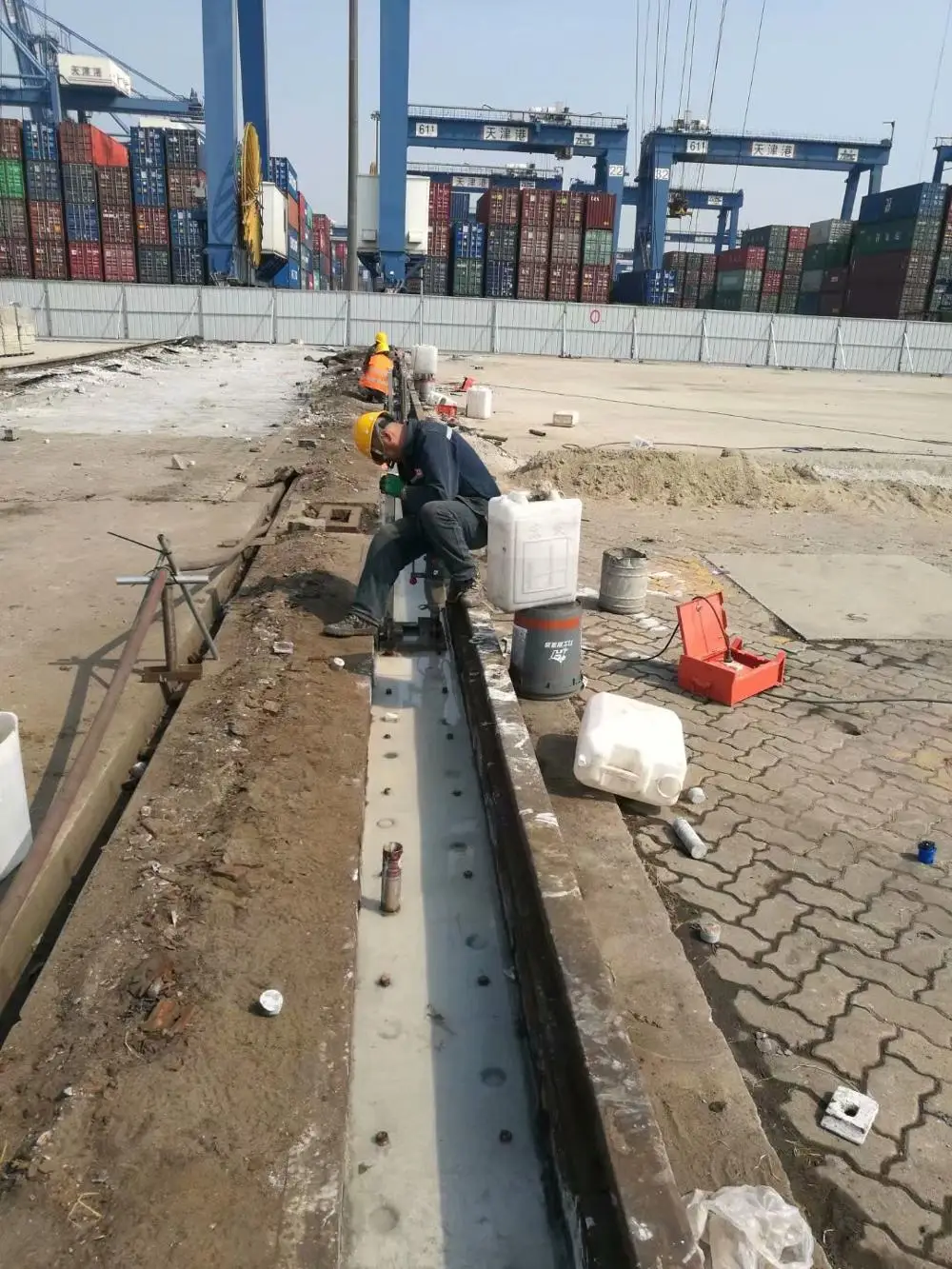 Gantrail Railway Fasteners High Tensile Adjustable Railway Clamp Crane ...