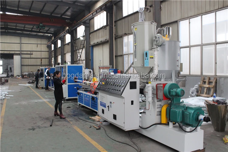 High Speed Pvc Plastic Plinth Skirting Board Production Line Machine ...