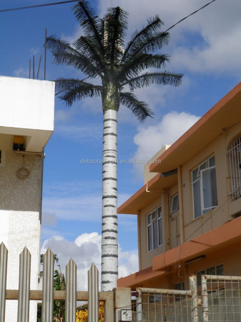 Camouflaged Palm Cell Tower - Durable & Stylish Solutions