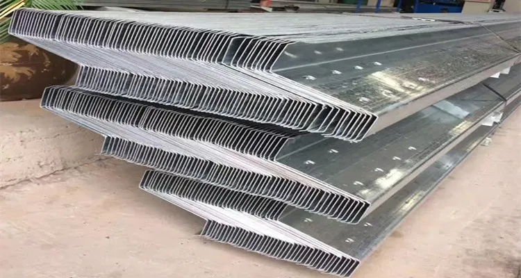 Prefab Stalen Metalen Dak Gebruik Staal Kanaal Gegalvaniseerd Staal Z ...