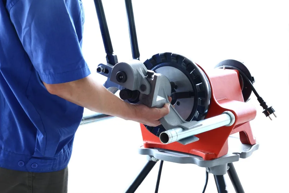 Gc02 Pipe Rolling Machine With Sq50d Power Drive 1500w - Buy Concrete Grooving Machine,Pipe ...