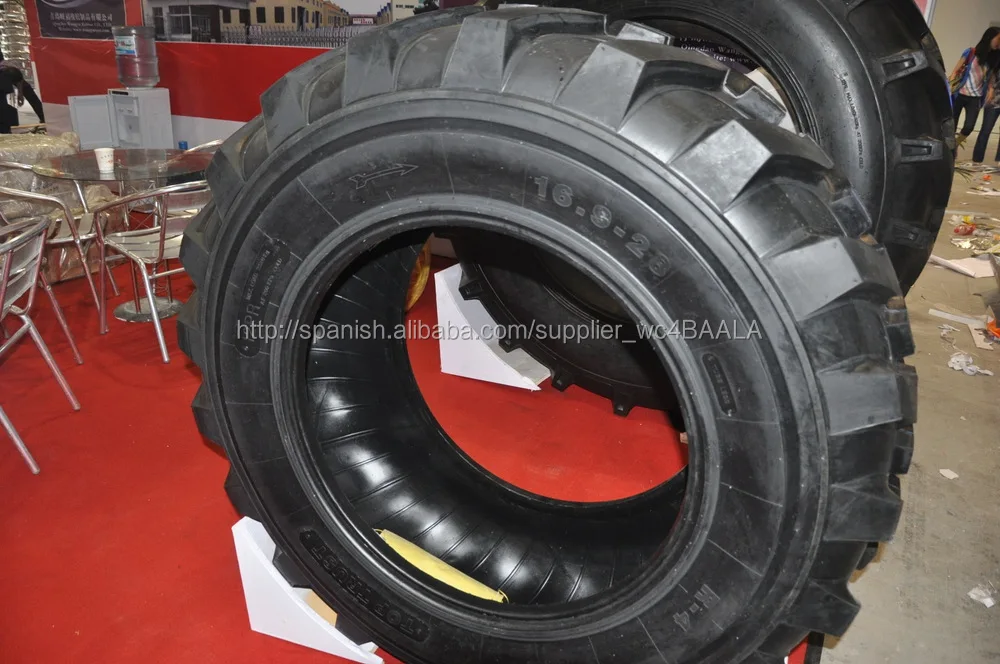 Neumático Industrial R-4 19.5l-24-12pr Tl Para Retroexcavadora Y Cargadora - Buy R-4 19.5l-24 ...