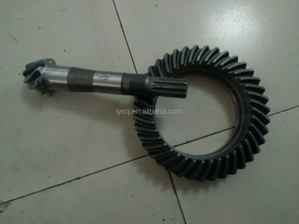 Yto X904/x804/x704 Tractor Axle Part,Yto Tractor Front Axle Bevel Gear ...