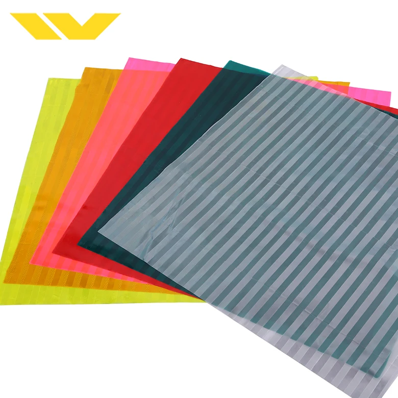 Engineering grade prismatic reflective film seamless honeycomb ...