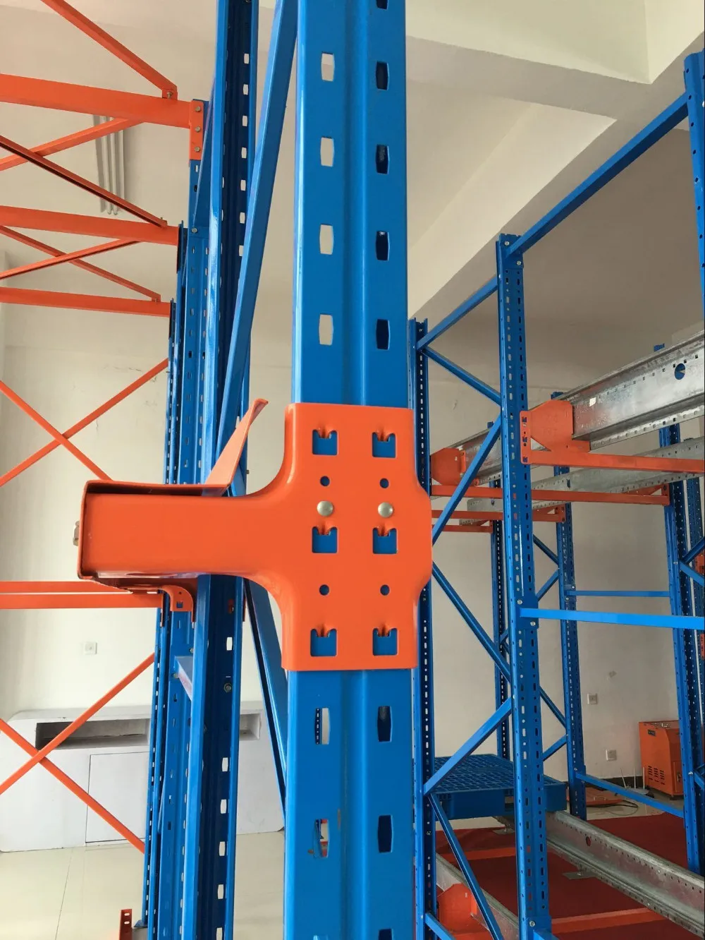 Pallet Shelf Shuttle Racking - Efficient Storage Solutions