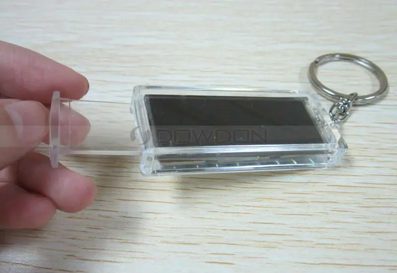 Solar Key Chain with 1 Flashing Image - Durable & Customizable