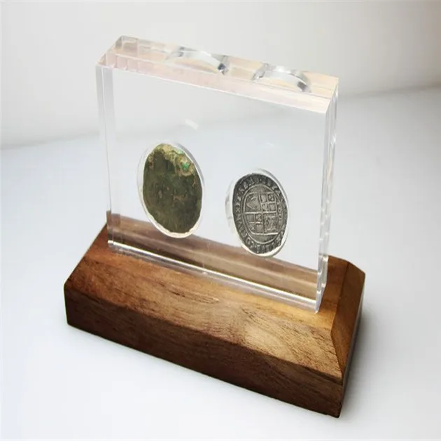 Clear Acrylic Paperweight With Coins Embedment - Buy Clear Acrylic ...