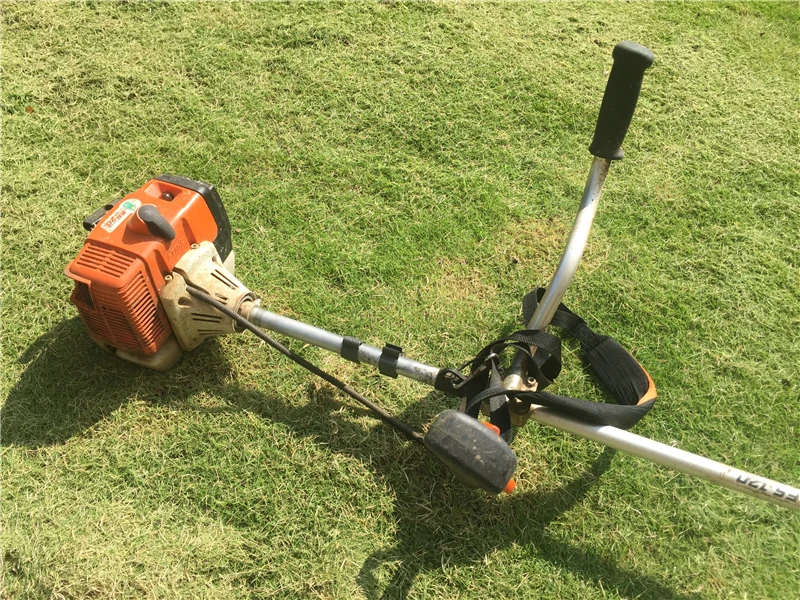 AVIAN Hand Weeder Machine - Efficient Grass Cutting