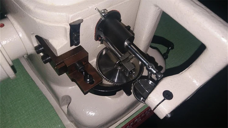 JINGNENG Industrial Shoe Sewing Machine - Automatic Lubrication